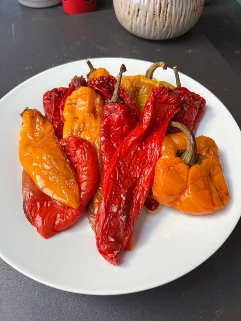 Easy Roasted Pepper Salad - Ramona's Cuisine