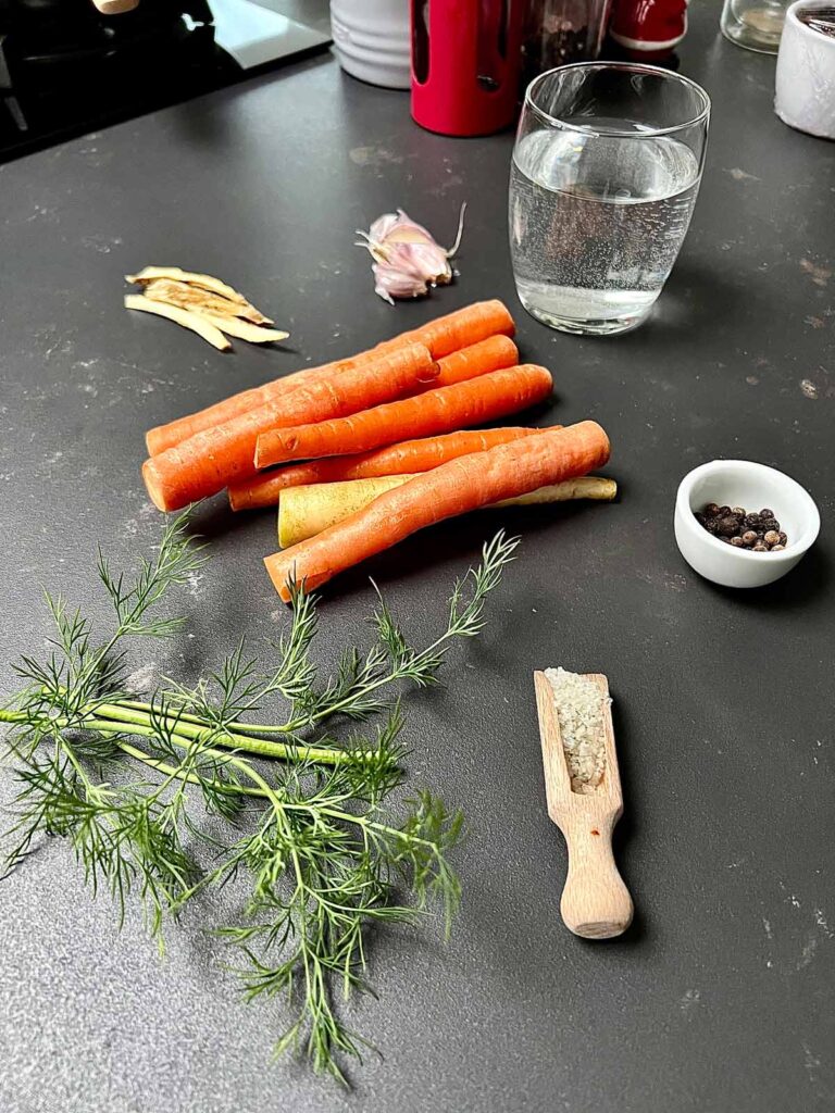 Quick pickled carrots (fermented) - Ramona's Cuisine